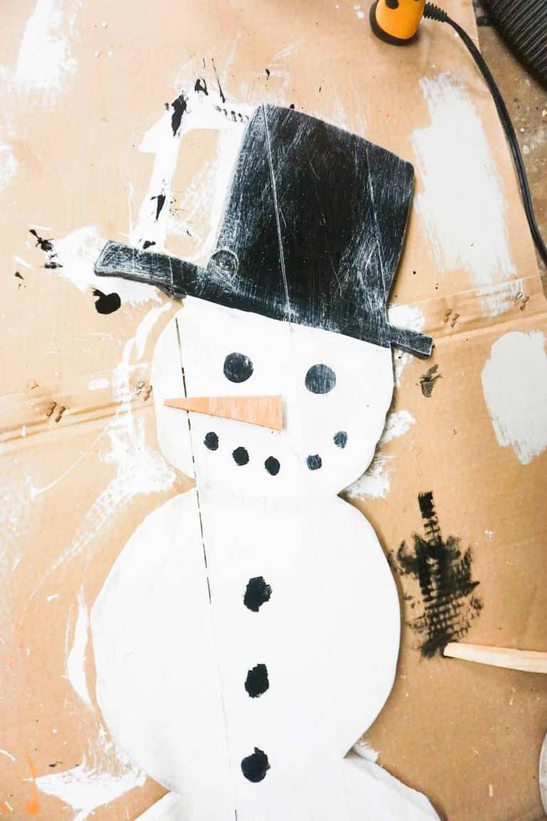 DIY Wood Snowman