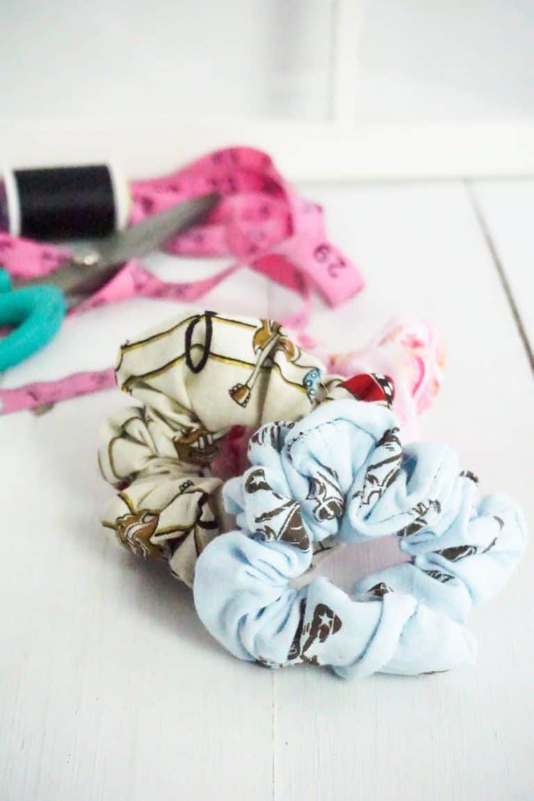 How to Sew a Scrunchie