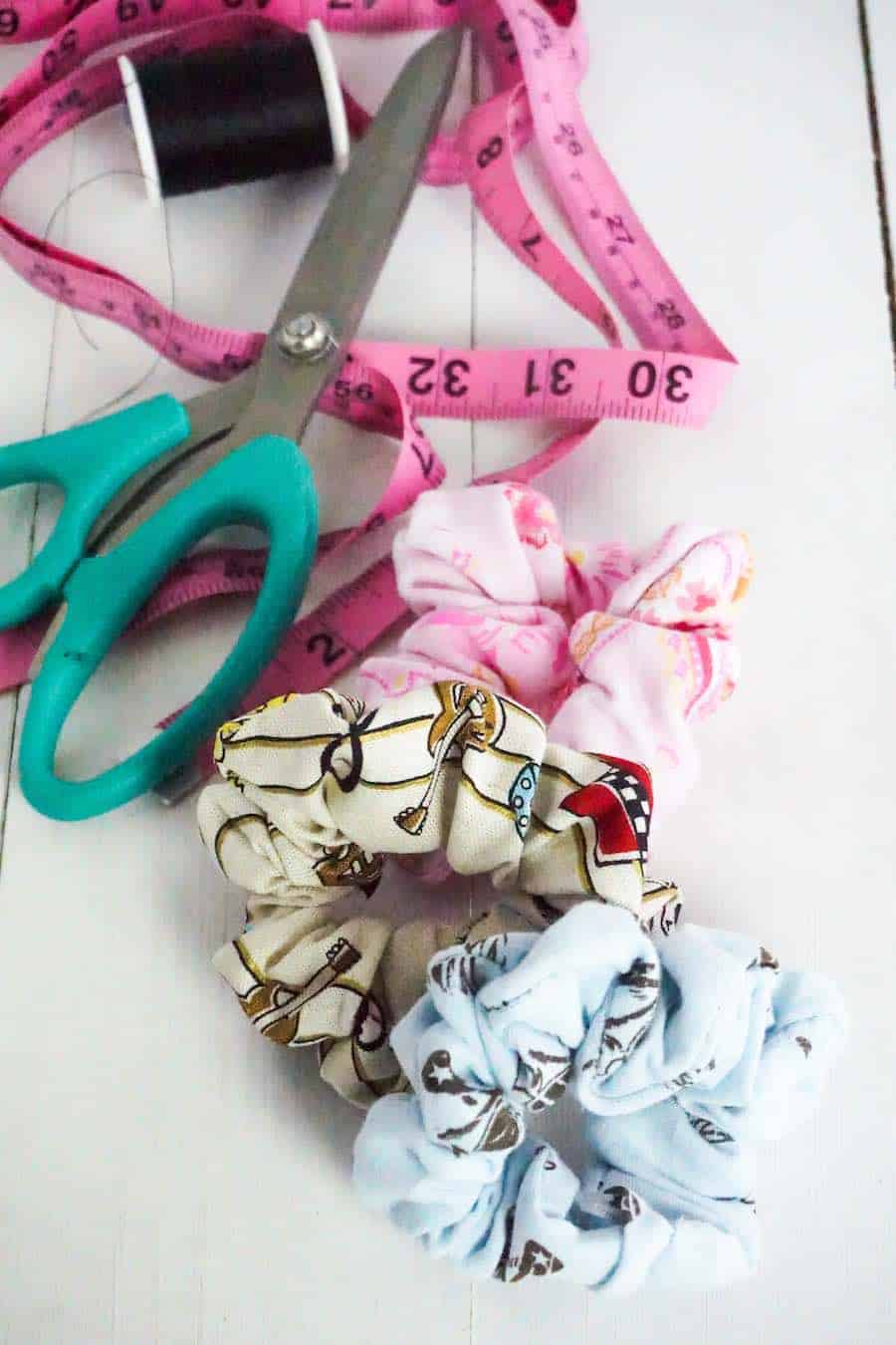 How to Sew a Scrunchie