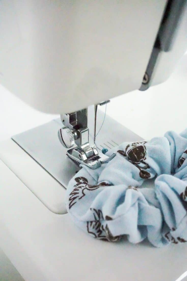 How to Sew a Scrunchie