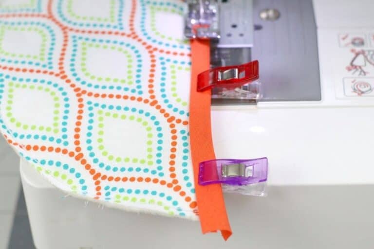 How to Sew a Round Potholder with Free Pattern