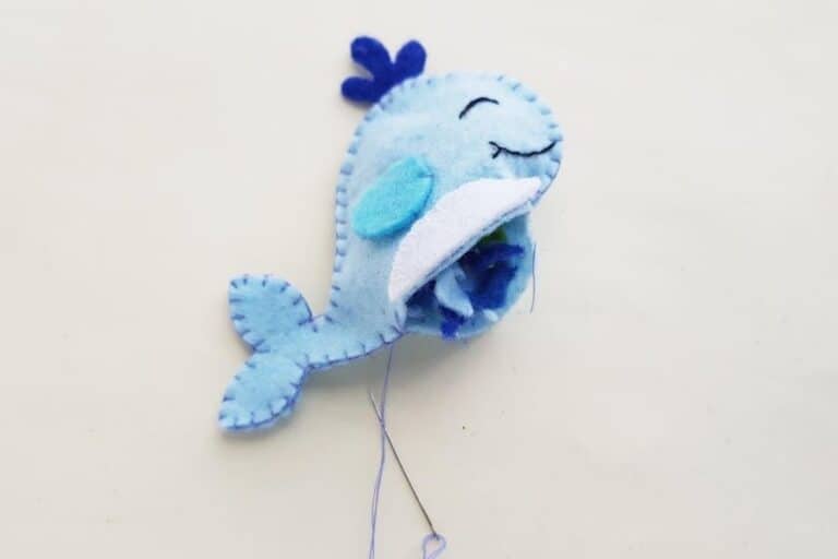 How To Make A Felt Whale with Free Pattern
