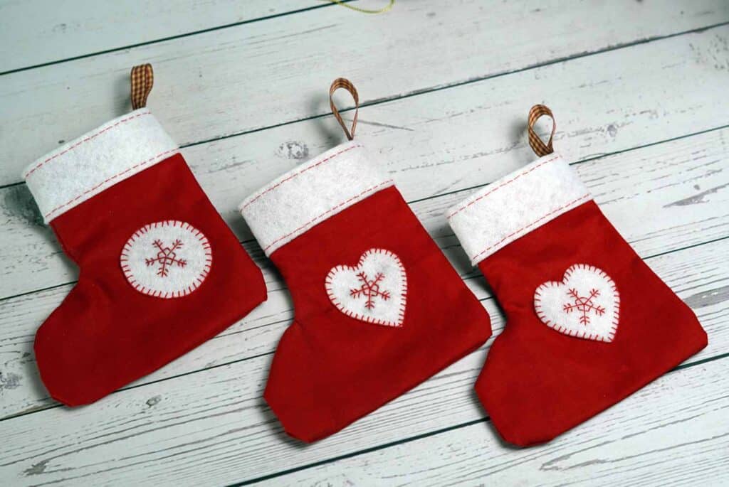 DIY Mini Stocking Gift Card Holder With Pattern