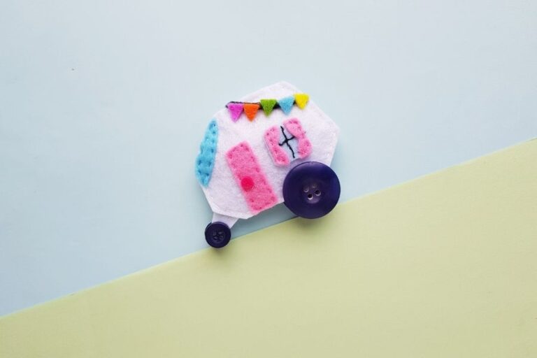 Easy Sew Felt Camper with Free Pattern