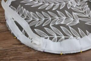 How To Make A Round Zippered Purse with Free Pattern