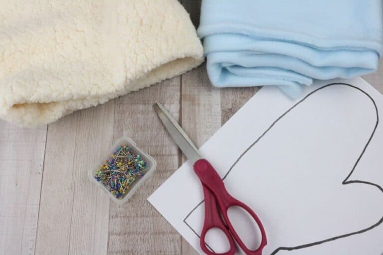 How to Make Warm Mittens with Free Mitten Sewing Pattern
