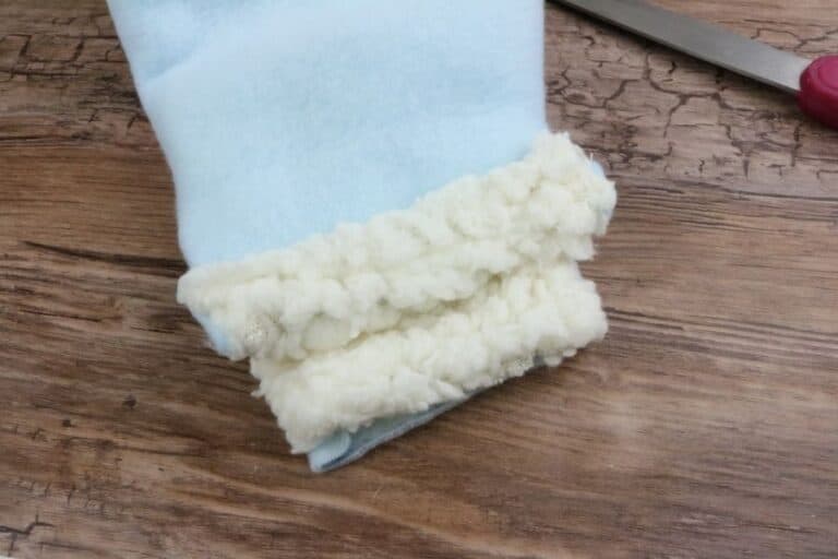 How to Make Warm Mittens with Free Mitten Sewing Pattern