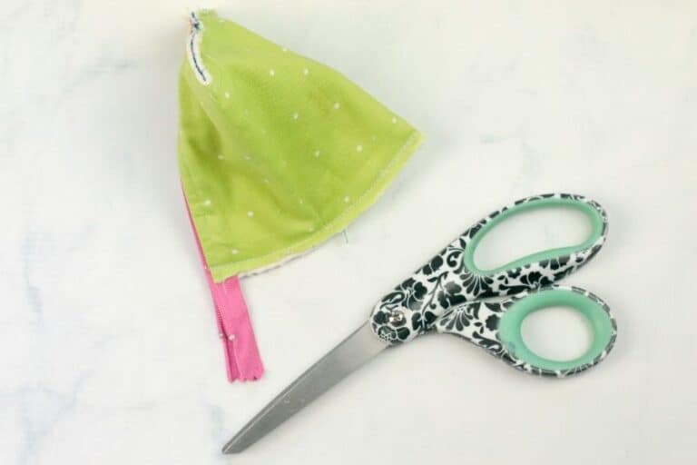 How to Make a Triangle Coin Purse Sewing Tutorial