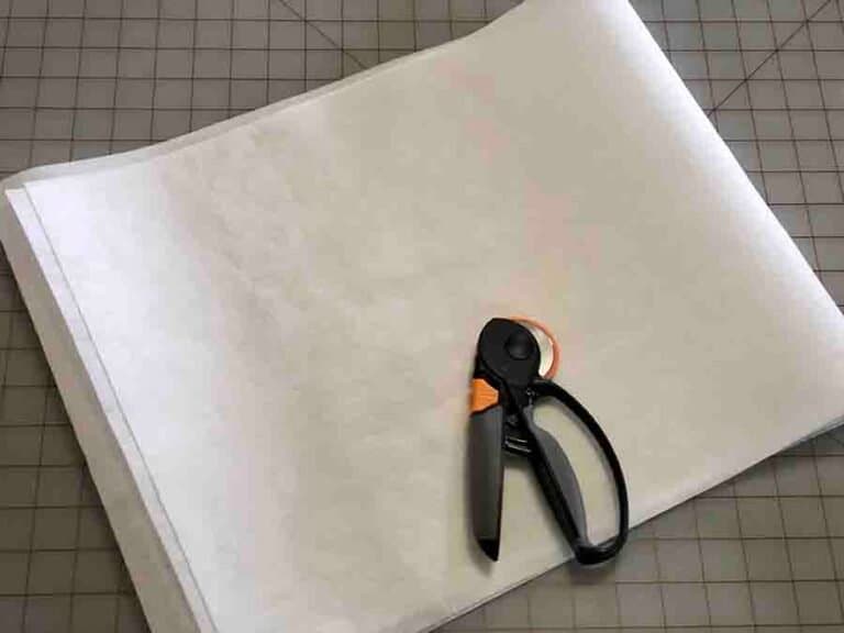 How To Make A Reversible Table Runner for Beginners