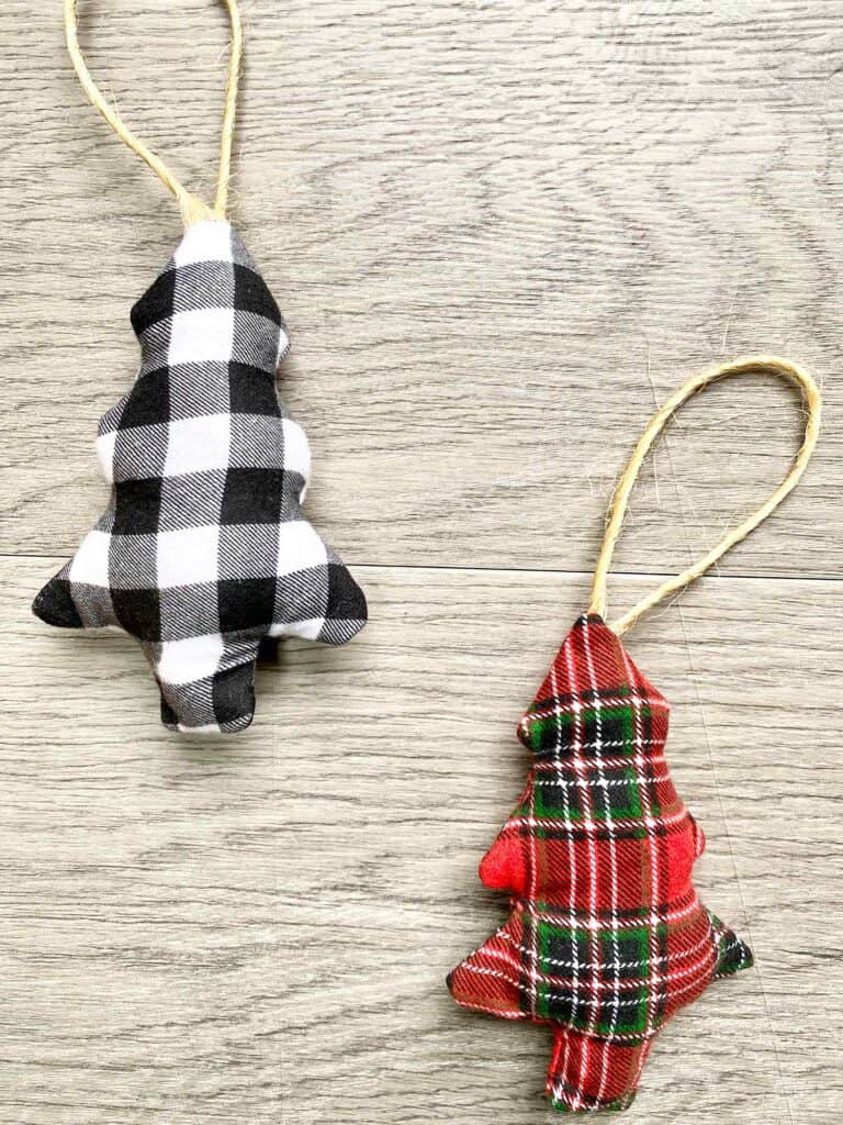 How To Make A Fabric Christmas Tree Ornament With Free Printable Pattern