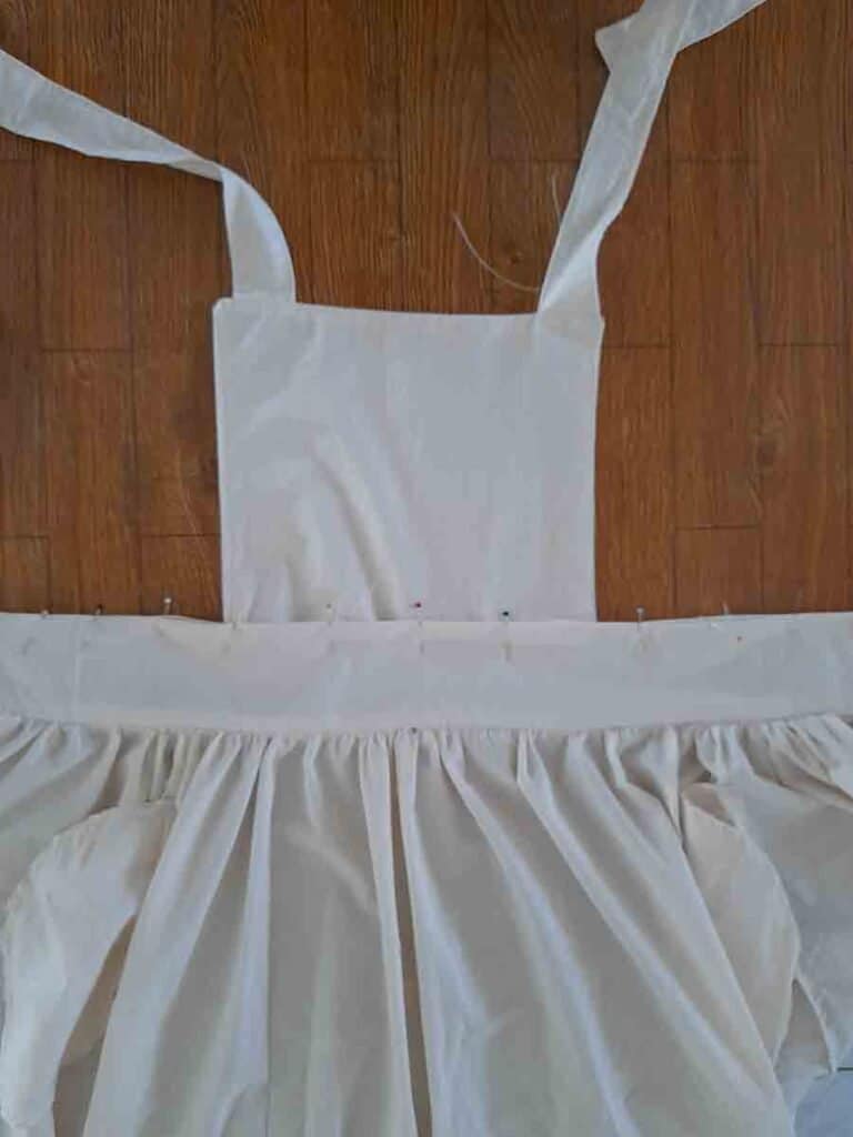 How To Make A Women's Apron With Pockets - Free Printable Pattern