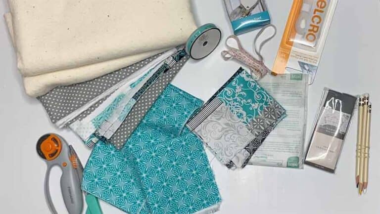 How To Make A Sewing Machine Mat With Pocket