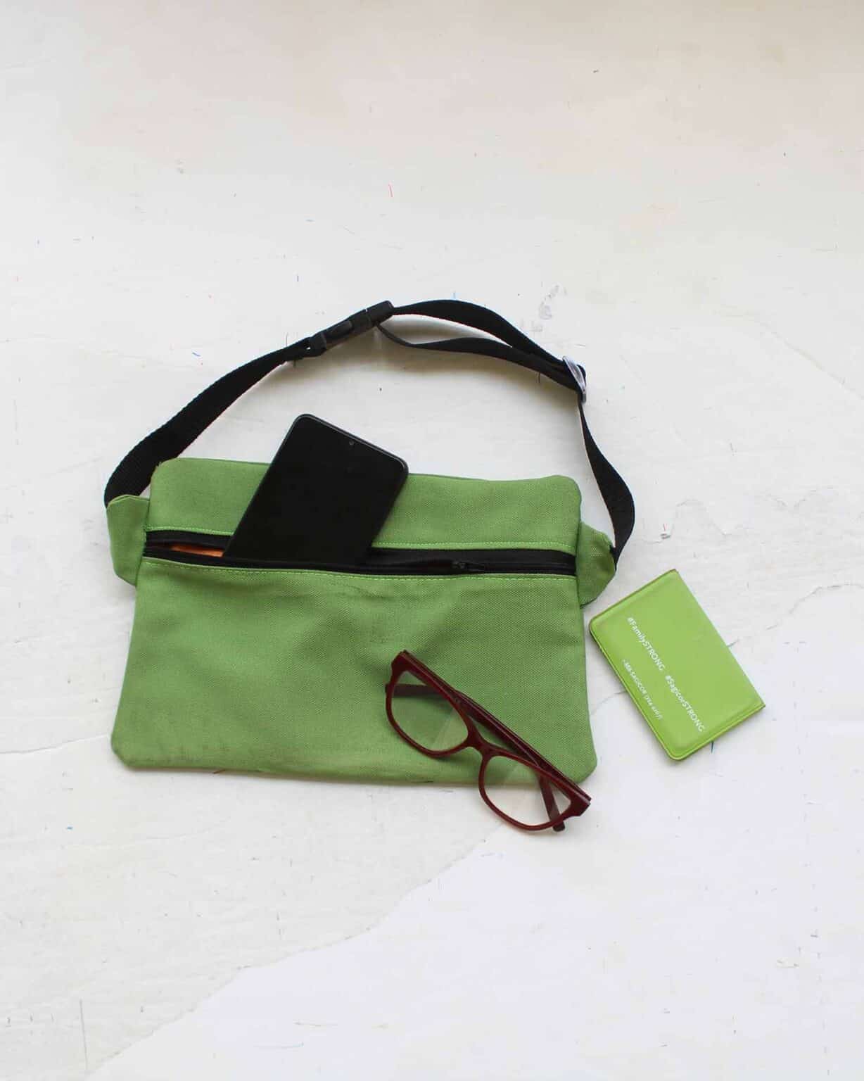 Free Fanny Pack Sewing Pattern & Easy to Follow Sewing Tutorial